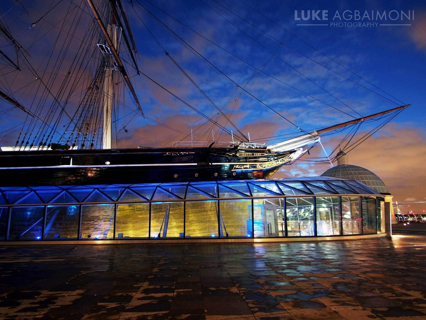 Cutty Sark DLR Station - London Photography - Tubemapper