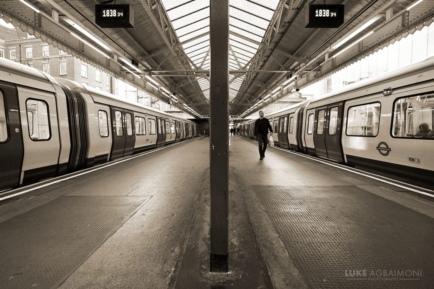 Tunnel Vision - London Underground Photography - Tube Mapper
